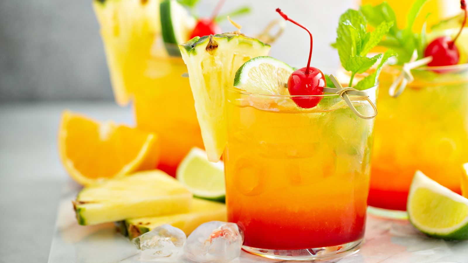 15 Beach-Inspired Cocktails for a Splash of Fun - Dope AF